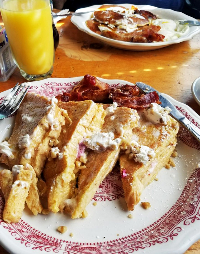 French toast that puts the "ooh la la" in breakfast! This golden-brown masterpiece is ready for its syrupy close-up, Mr. DeMille.