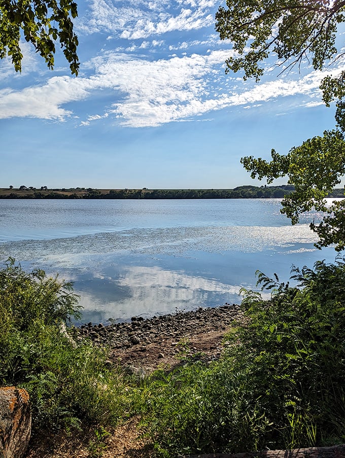 Mother Nature's masterpiece: Where the sky and water play a game of "who can be more breathtaking?" Spoiler alert: It's a tie, and we're all winners for witnessing it.