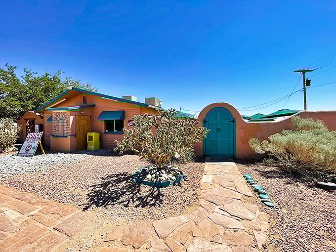 Amigo Cafe: Pink adobe and teal accents &ndash; it's like Barbie's dream house, if Barbie had impeccable taste in Southwestern cuisine.