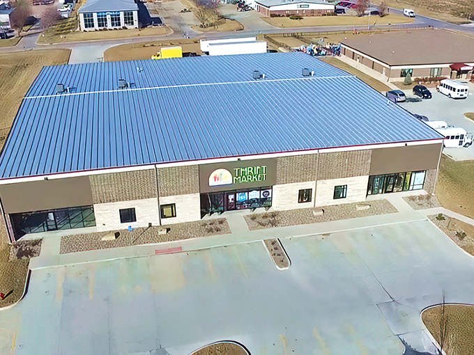 Many Hands make light work... of emptying your wallet! This Thrift Market is a rainbow of retail therapy.