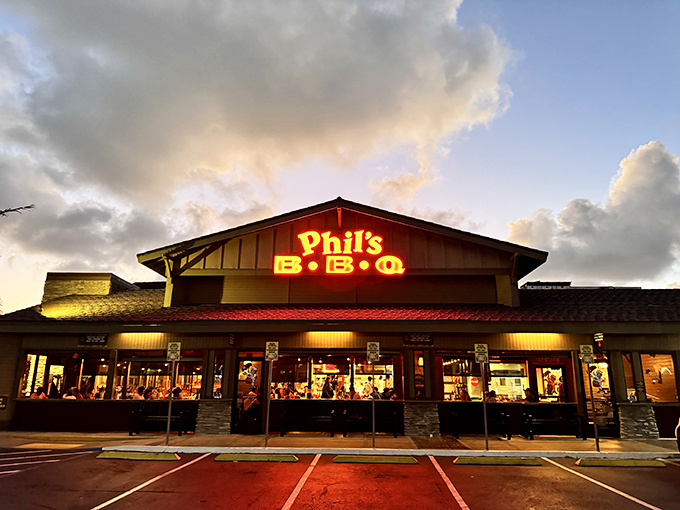 Phil's BBQ: San Diego's meaty Mecca. The neon's so bright, astronauts use it for navigation!