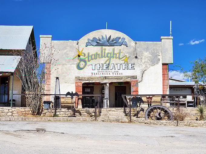 Starlight Theatre: Where the Wild West meets retro cool! It's like John Wayne and James Dean decided to open a restaurant together.