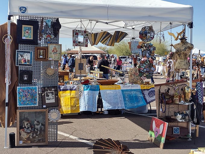 Thieves Market: Monthly pop-up paradise! Where hipsters and history buffs unite in a parking lot turned vintage wonderland.