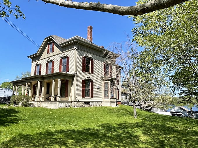 From shipbuilding to lobstering, this museum captures Maine's salty spirit in every exhibit.