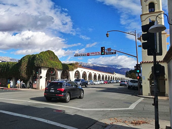 Ojai's arcade-lined street: Shopping, dining, and people-watching &ndash; it's like a real-life version of Stars Hollow, but with more crystals.