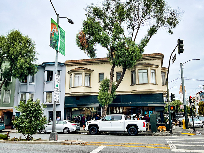 Bread so good, it's worth the wait! Tartine's line might snake down the block, but trust us, your taste buds will thank you.