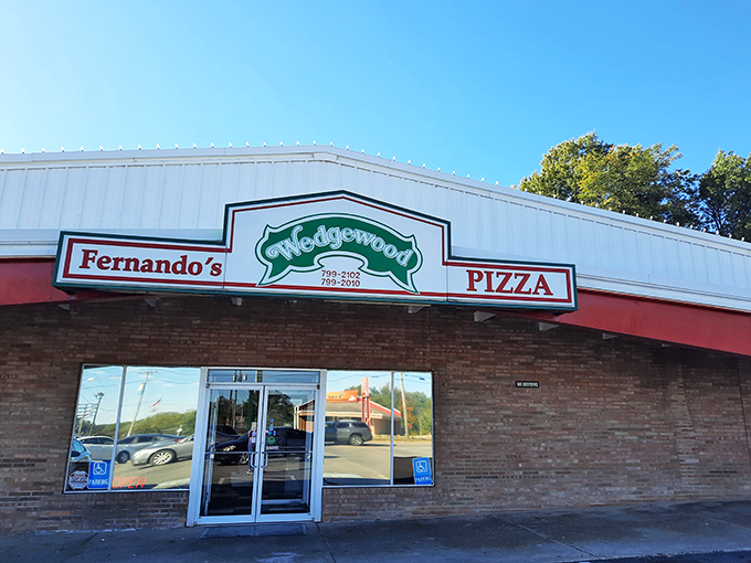 Fernando's Wedgewood Pizza: Where 'no frills' meets 'all thrills' in the taste department. Sometimes, simplicity is the ultimate sophistication.