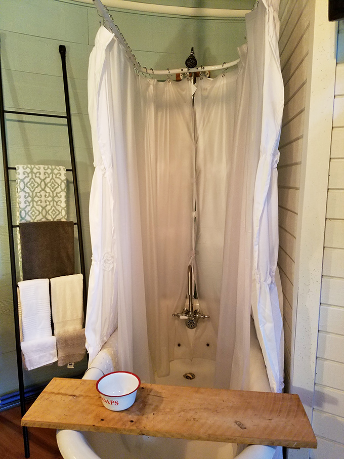 Who says farm life can't be luxurious? This shower curtain transforms a simple tub into a spa-like oasis. Just don't expect any corn silk conditioner.