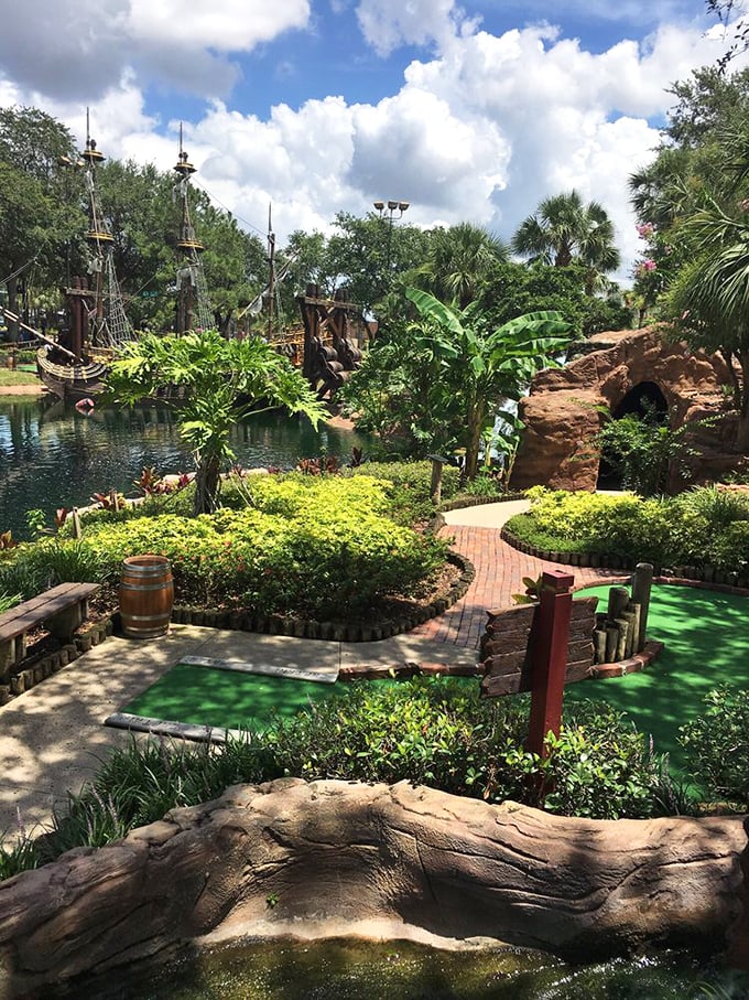 It's like Mother Nature and Long John Silver had a landscaping love child. Tropical paradise meets pirate's hideout!