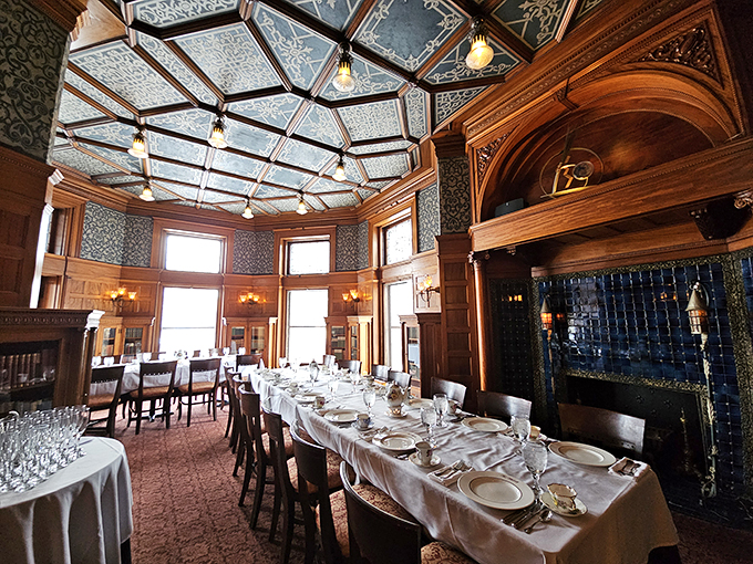 Dine like royalty in a room that screams "paint me like one of your French girls" &ndash; if those girls were exquisite chandeliers.