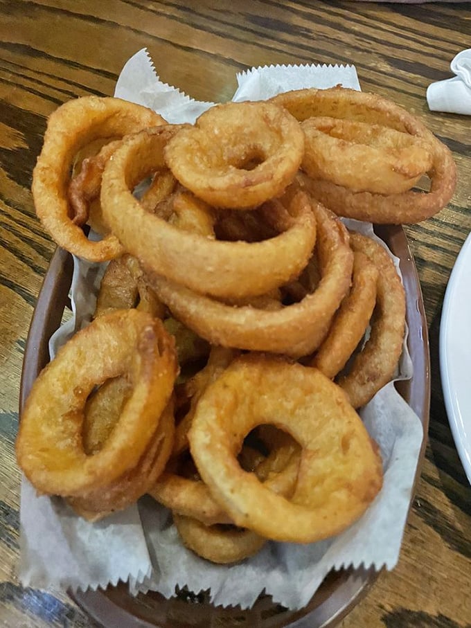 Rings of joy that'll make you say "Oh-nion!" These golden circles of crispy perfection are the supporting actors that steal the show.