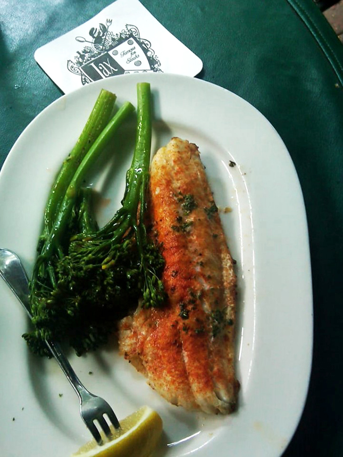 Walleye and broccolini: a duo more perfect than Batman and Robin. This plate is so fresh, it might just swim off the table.