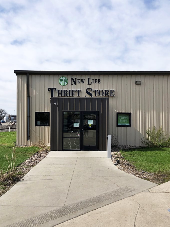 New Life Center: Where old things get a second chance. It's like a retirement home for stuff, but with way more excitement!