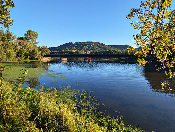 Where rivers collide: The Mississippi meets the Trempealeau in a watery tango that would make "Dancing with the Stars" jealous.