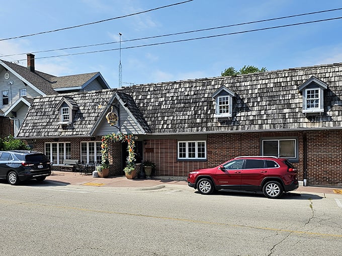 Schwarz's Supper Club: Proof that sometimes the best things come in small packages &ndash; and small towns. Big flavors await!