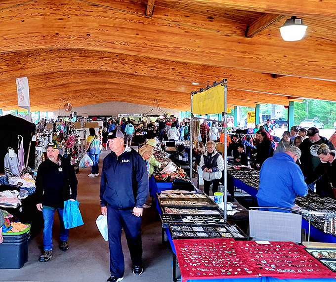 St. Germain's summer spectacle: Where "Up North" charm meets serious deal-making. Flannel shirts optional, bargain-hunting skills required.