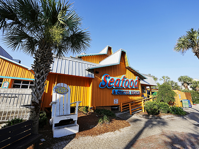 Beach views and seafood that's fresher than a daytime soap opera plot twist. It's like dining on a postcard!