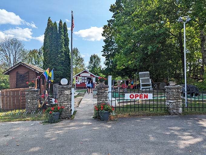 The Red Putter: Where Norman Rockwell meets mini-golf. Nostalgic charm with a side of tricky shots &ndash; just like Grandma used to make!