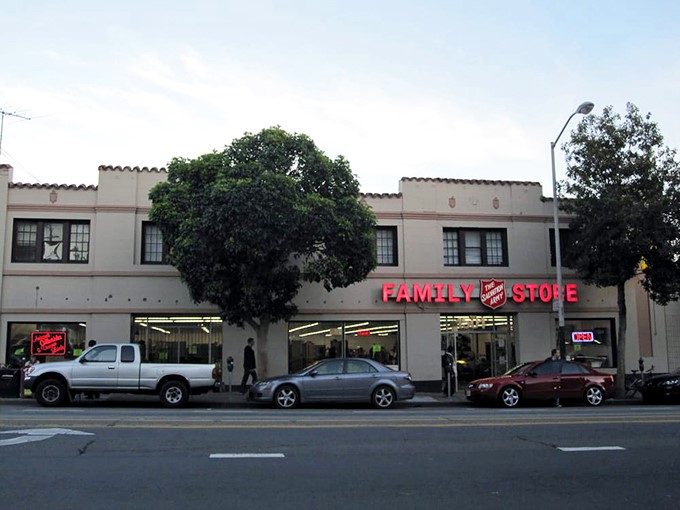Salvation Army: The Swiss Army knife of thrift stores! This familiar facade promises a world of unexpected treasures inside.
