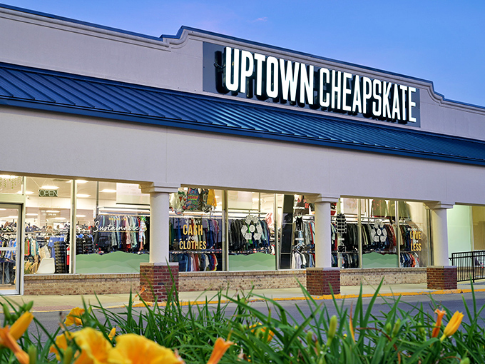 Uptown Cheapskate: Where 'cheap' is chic and 'skate' is optional. Lexington's hotspot for budget-friendly fashion with flair.