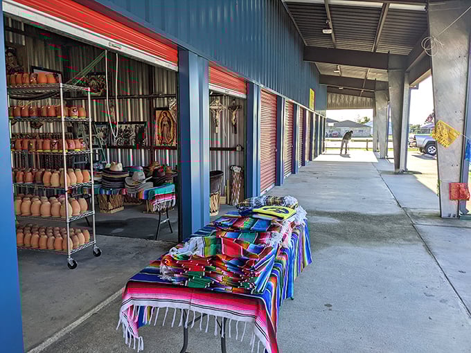 Westbank Flea Market: Where the spirit of New Orleans meets the thrill of the hunt.