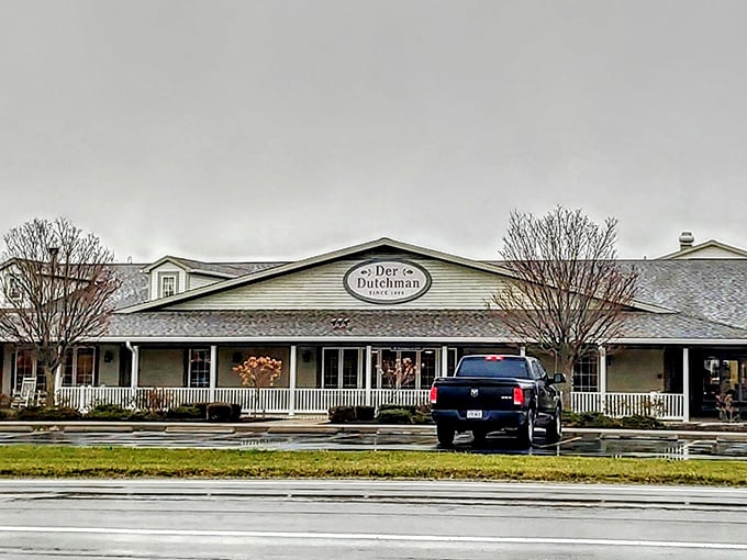 Comfort food paradise! Der Dutchman's welcoming facade promises a buffet that'll make you loosen your belt... and your inhibitions.