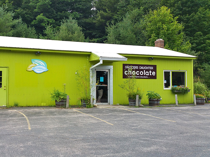 Artisanal chocolate heaven! Truffles so pretty, they belong in the Louvre... or your mouth. Tough choice.