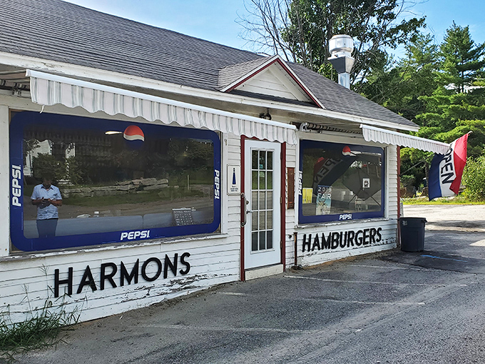 Harmon's keeps it old school and delicious! No frills, just thrills &ndash; and hot dogs that'll make you forget all about those fancy gourmet joints.