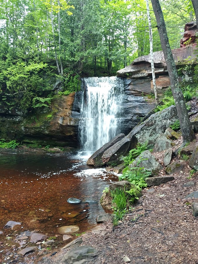 Lower Hungarian Falls: Drama queen of the waterfall world. This 50-foot plunge has more flair than a Broadway musical.