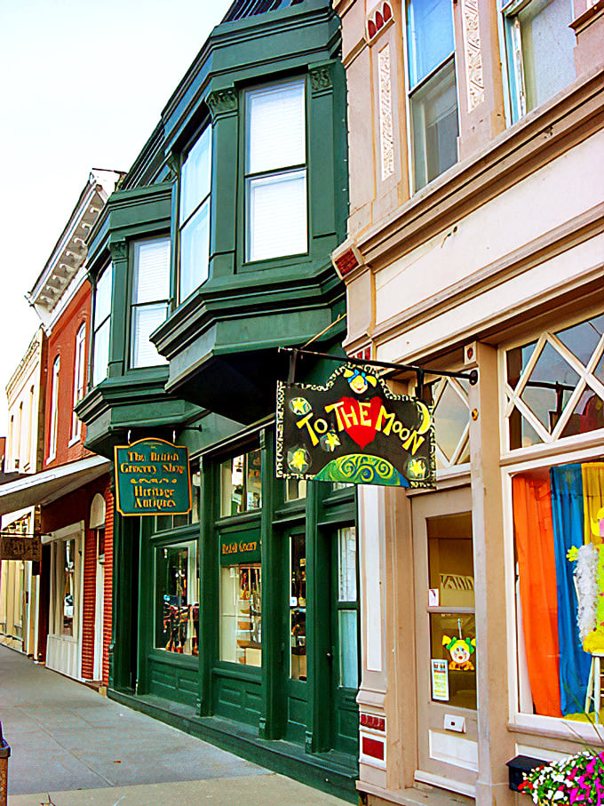 Lebanon's colorful storefronts: A feast for the eyes and the Instagram feed. Who needs a filter when reality looks this good?