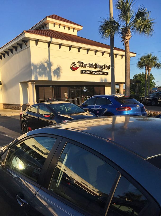 Melting hearts and appetites! Navigate shared pots of gooey goodness in this interactive dining experience. Napkins strongly advised!