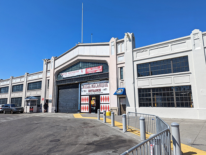 Nostalgia on steroids! Mus&eacute;e M&eacute;canique's entrance promises a carnival of retro delights that'll make your inner child squeal.