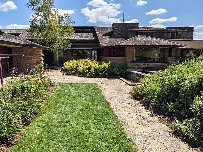 Taliesin: Wright's masterpiece nestled in the hills. It's organic architecture at its finest, folks!