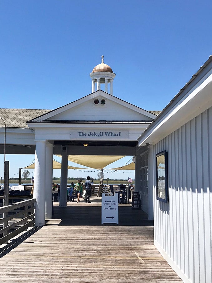White railings, blue waters, and seafood that tastes like it jumped straight from the ocean to your plate. Coastal bliss, served daily!