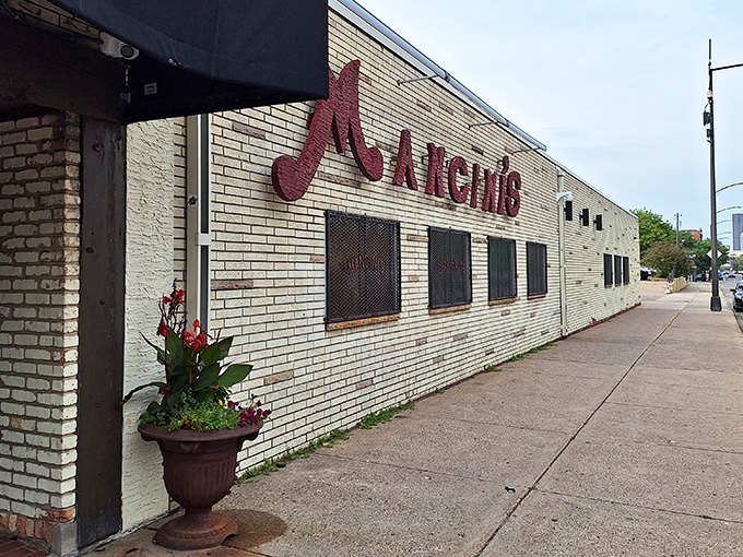 Step into Mancini's and back in time. The Rat Pack would feel right at home here&hellip; if they could stop eating long enough to sing.