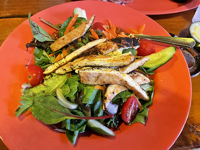 Who said salads can't be exciting? This plate is bringing sexy back to leafy greens.