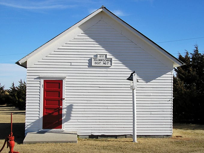 History class was never this cool! This charming one-room schoolhouse is a time machine disguised as a building, ready to transport you back to the days of inkwells and slate boards.