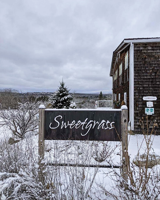 Winter wonderland meets wine country. Snow-dusted Sweetgrass proves that good taste knows no season – just bring your coziest sweater and a thirst for adventure.