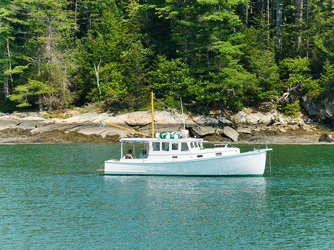 Ahoy, relaxation! Nothing says "coastal Maine" quite like a leisurely boat ride on waters as blue as a sapphire.