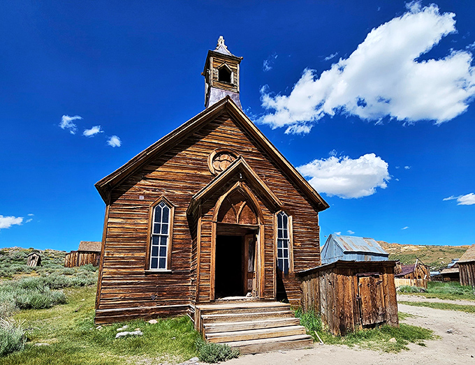 "The original fixer-upper." This weathered building stands proud, a testament to the town's resilience and the art of doing nothing.