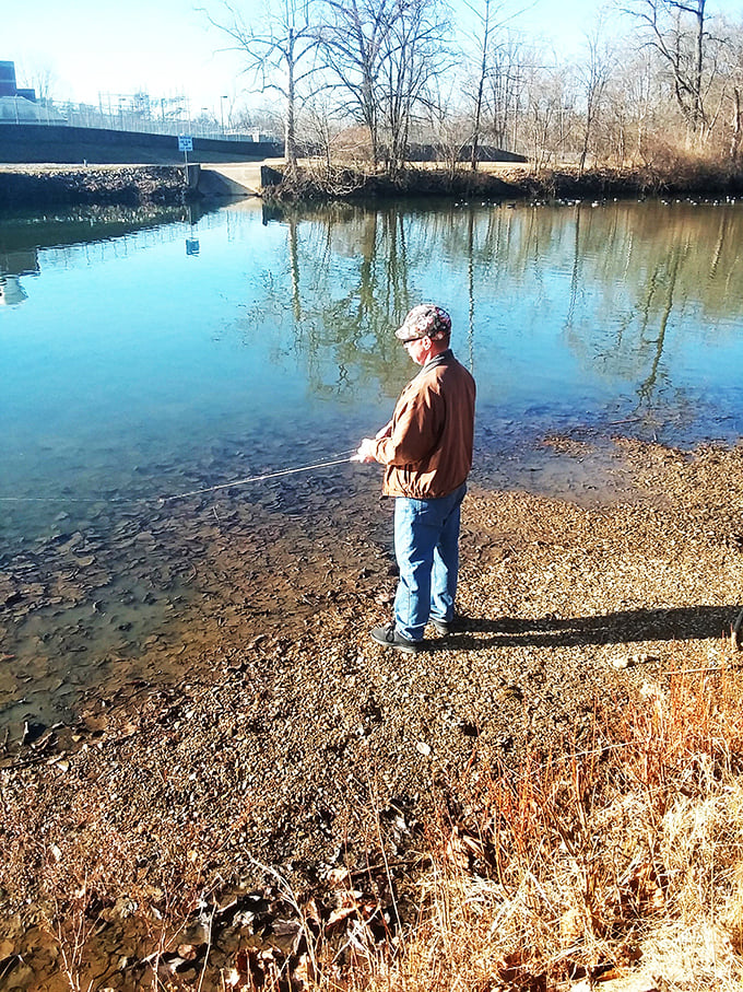 The zen of fishing, Newark edition! Here's where locals come to outsmart finned friends and practice the art of patience.