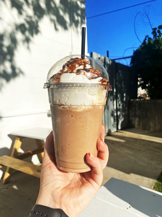 Shake it up, baby! This creamy concoction looks smoother than a jazz saxophonist on a moonlit night. Sip, savor, repeat!