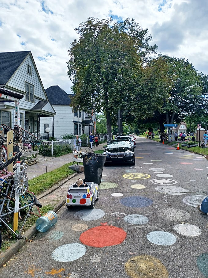 Polka dots meet pop art on this quirky street. It's like Dr. Seuss and Andy Warhol collaborated on a neighborhood makeover.