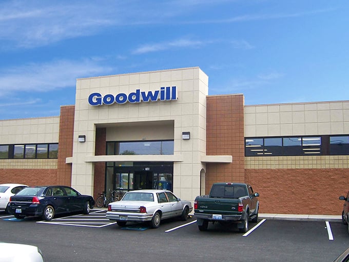 Goodwill Bowling Green: The Disneyland of thrift stores! It's where fashion goes for its encore performance.