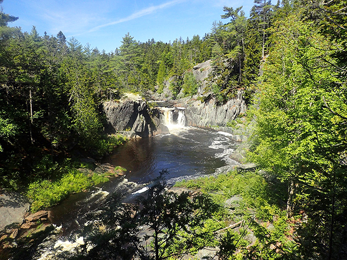 Gulf Hagas Falls: Maine's Grand Canyon with a refreshing twist. It's like nature decided to one-up the Southwest!