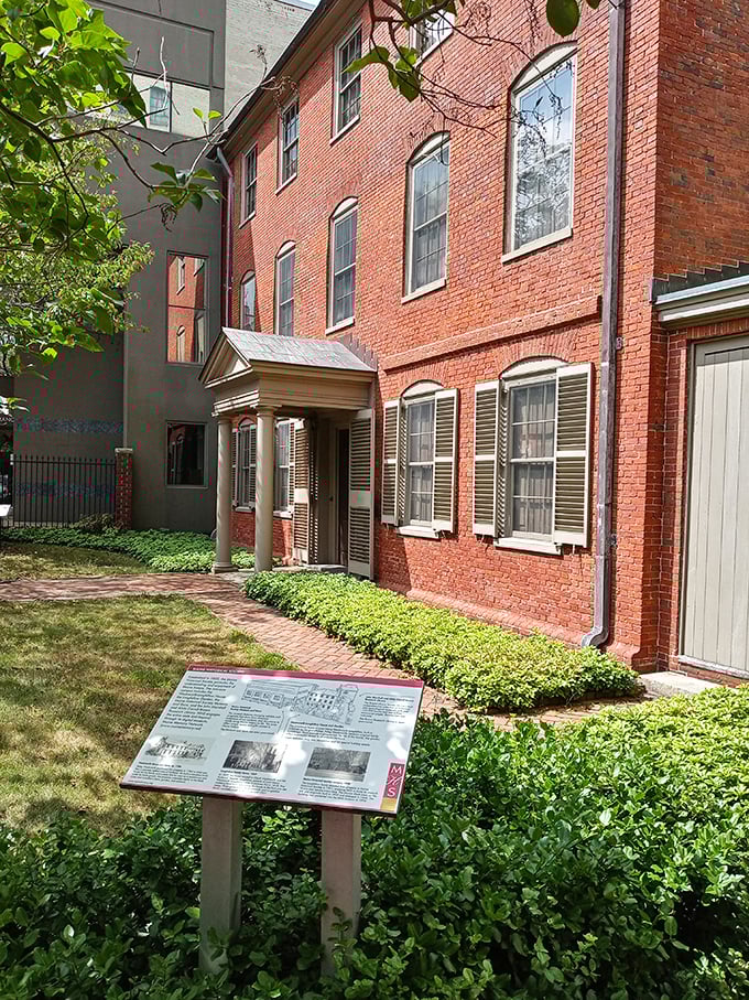 Wadsworth-Longfellow House: Where poetry meets preservation! Explore the childhood home of America's favorite 19th-century wordsmith.