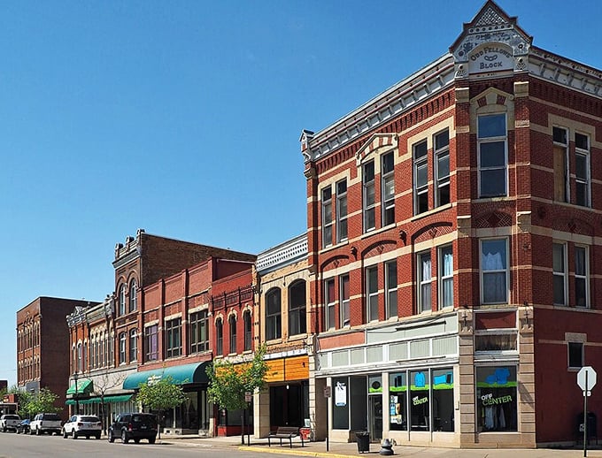 Winona: Where art meets the Mississippi River. This town is like a gallery come to life, with nature providing the most stunning frames.