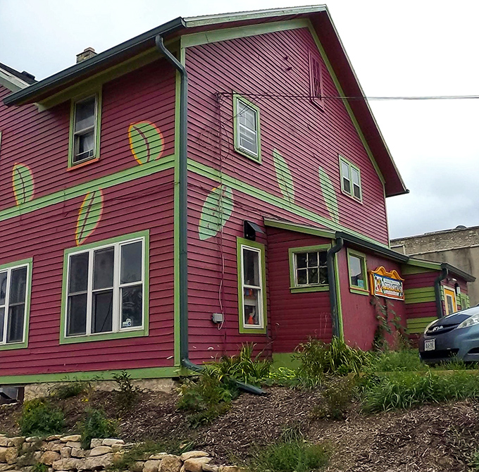 Arepanita's quirky charm is impossible to miss. It's like your cool aunt decided to open a Cuban restaurant!