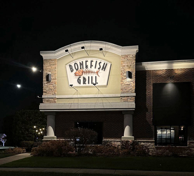 Bang Bang Shrimp: The Beyoncé of appetizers! Bonefish Grill serves up seafood with star power.