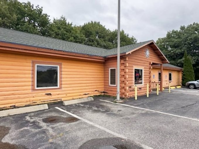 At sunset, this inviting spot lights up like a beacon of flavor&mdash;ready to welcome your appetite.